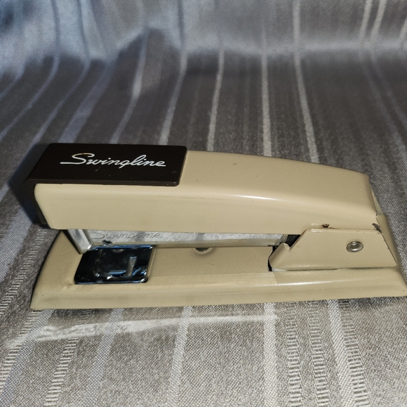 Office | Swingline Beige Stapler Model 711 | Poshmark
